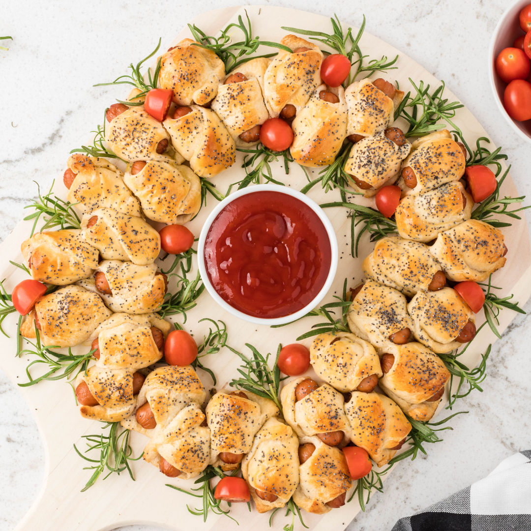 Pigs in a Blanket Wreath - recipe truc